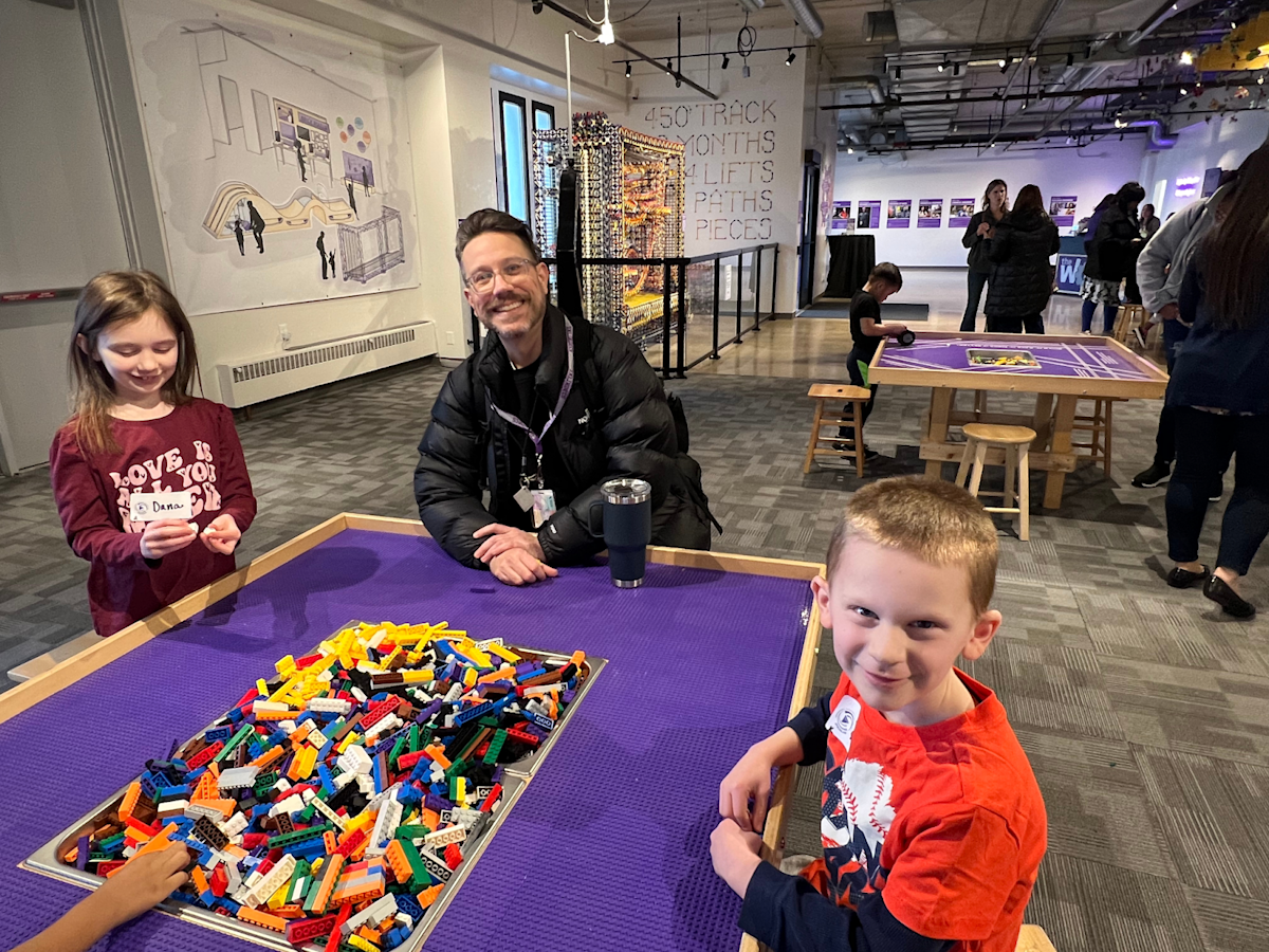 279Online elementary school students get hands-on with first field trip ...