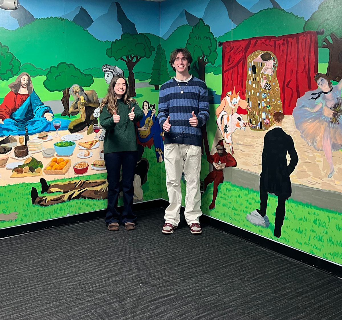 Fall Public Art Class Installs Mural on Campus | Featured News