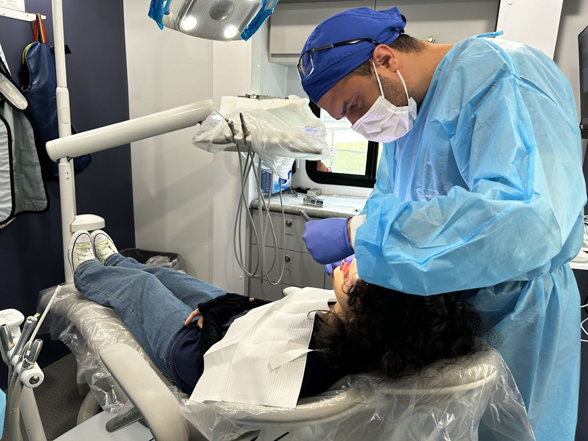 Open Wide: UT School of Dentistry Van Visits Spring Oaks Middle School ...