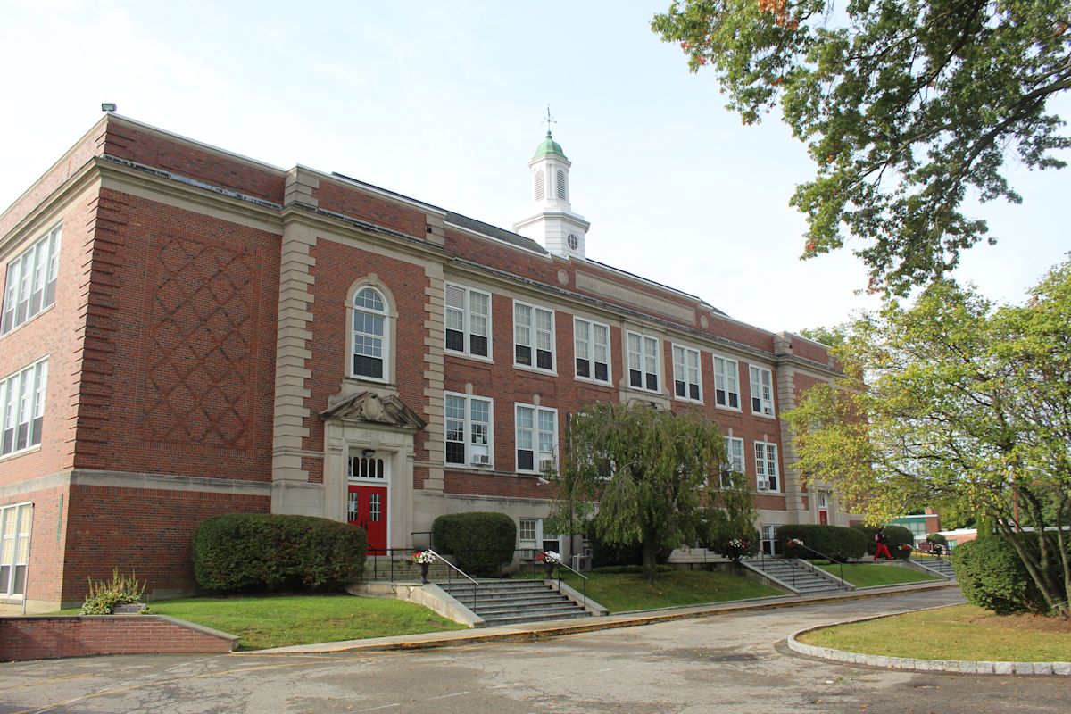 AHHS students have several new class options for 2025-26 | News Article