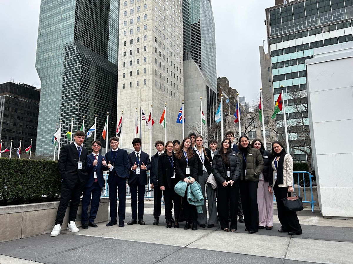 RIS Rome Students Shine at MUN in New York | News Details