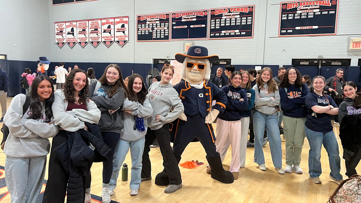 Unveiling Greeley's New Quaker Mascot | News Details