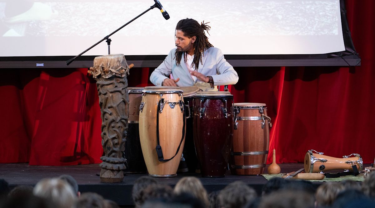 Kenneth Otero Walker: At the Intersection of Art and Science | Featured