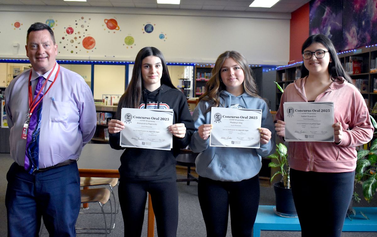 !Felicidades! | District News Details