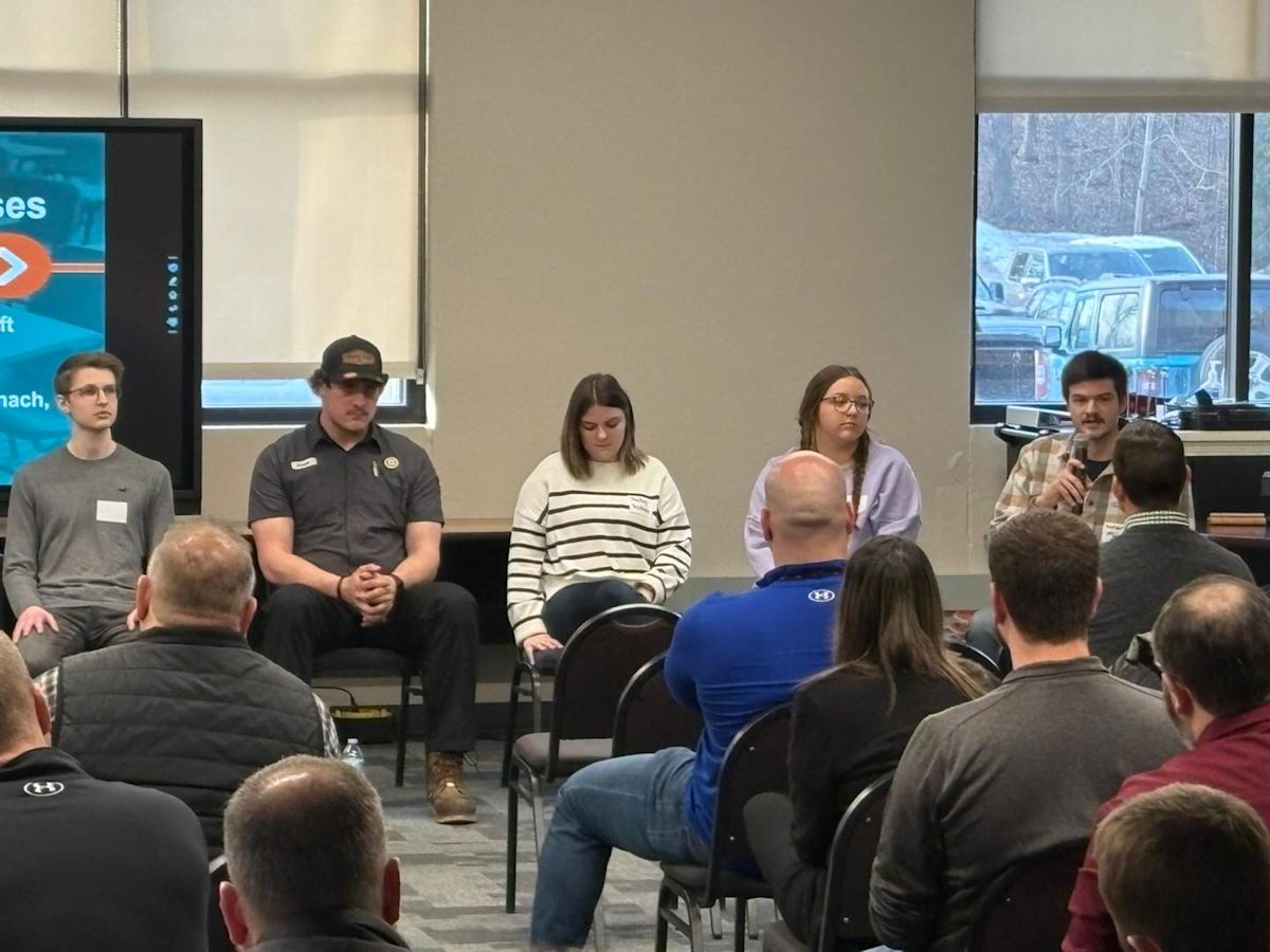 Workshop Day in March Features ISD 728 CTE Students Past and Present ...