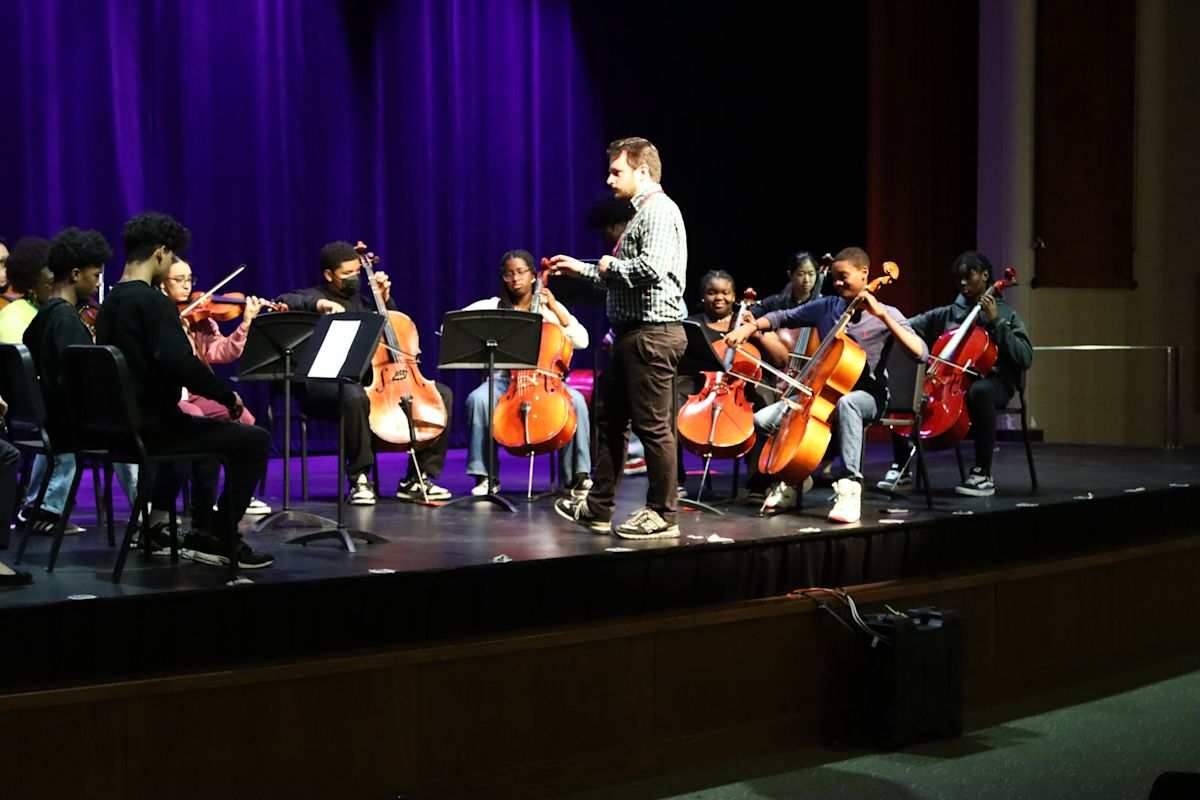 DWSA students learn from and play alongside the Terra String Quartet ...