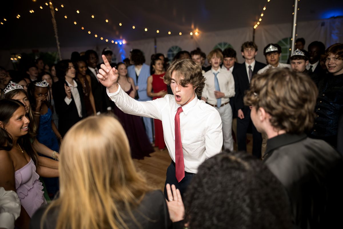 Hollywood Presents: Dublin School Prom | Post Details