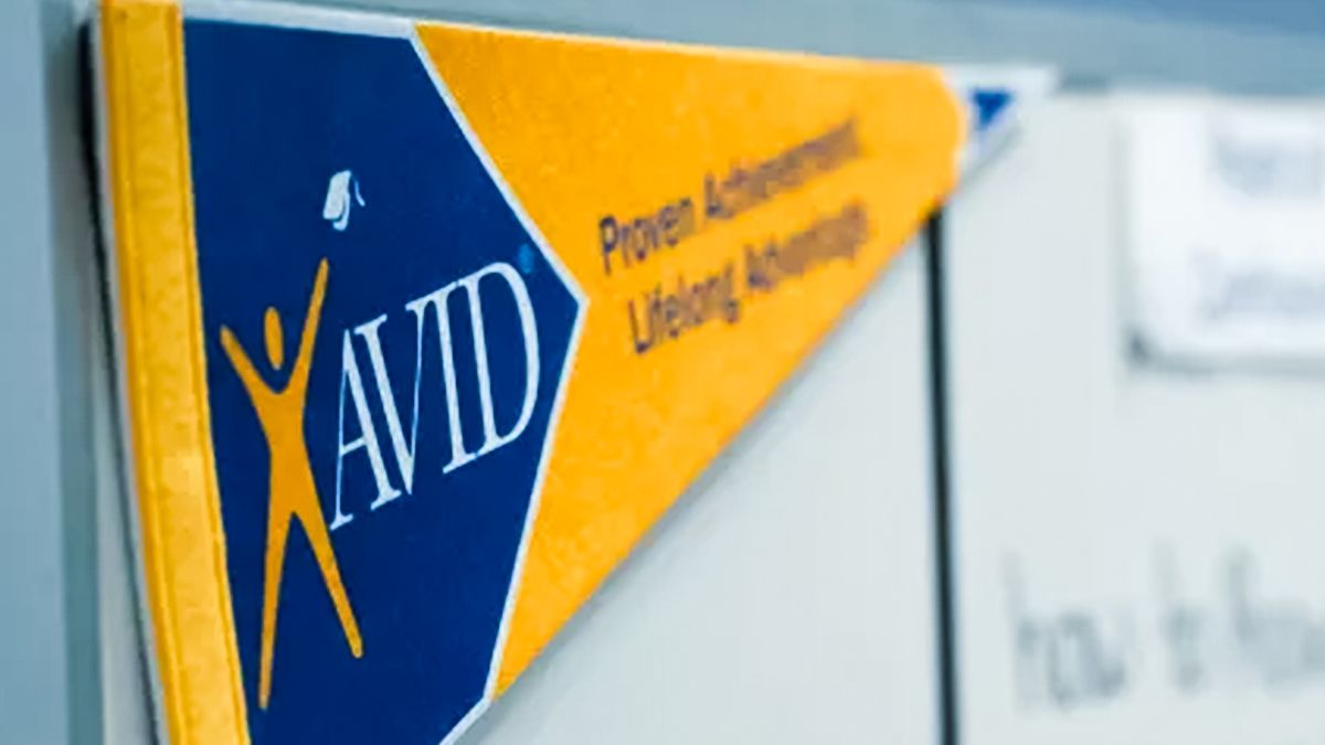 May 2025 AVID 6th Grade Student of the Month | News Details