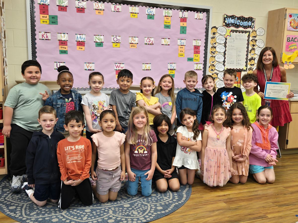 Round Hill’s inaugural Read-a-Thon winners announced | News Story