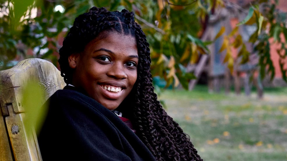 ILTexas Senior Soars Into Double Major | News