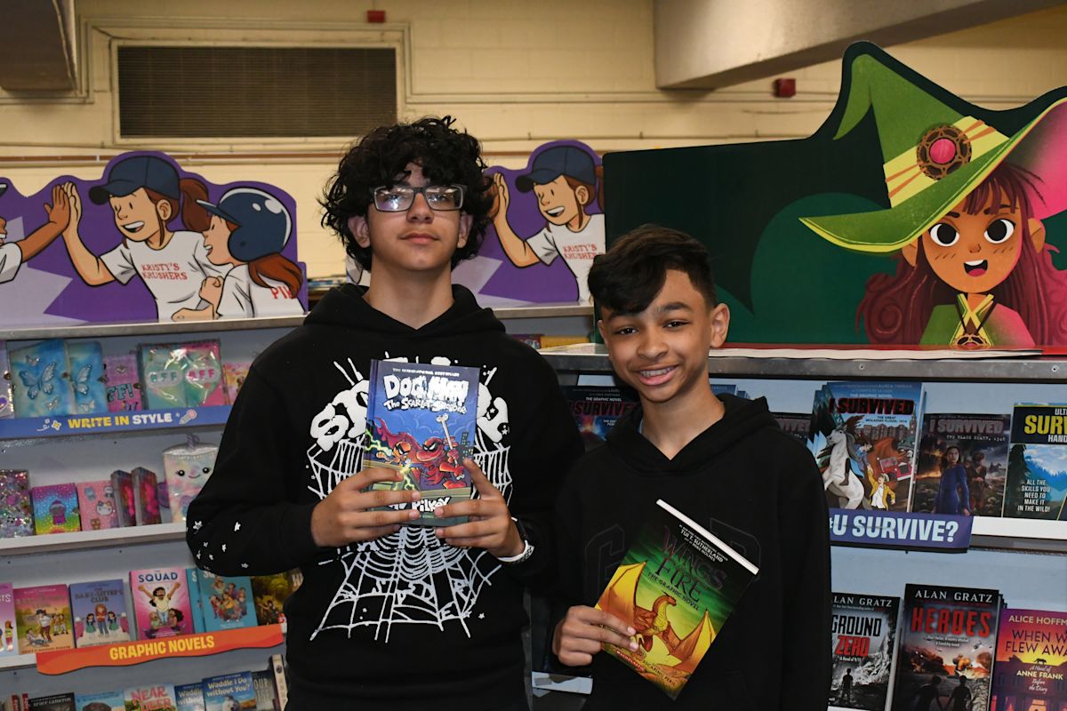 The Scholastic Book Fair visits Traphagen school | News Details