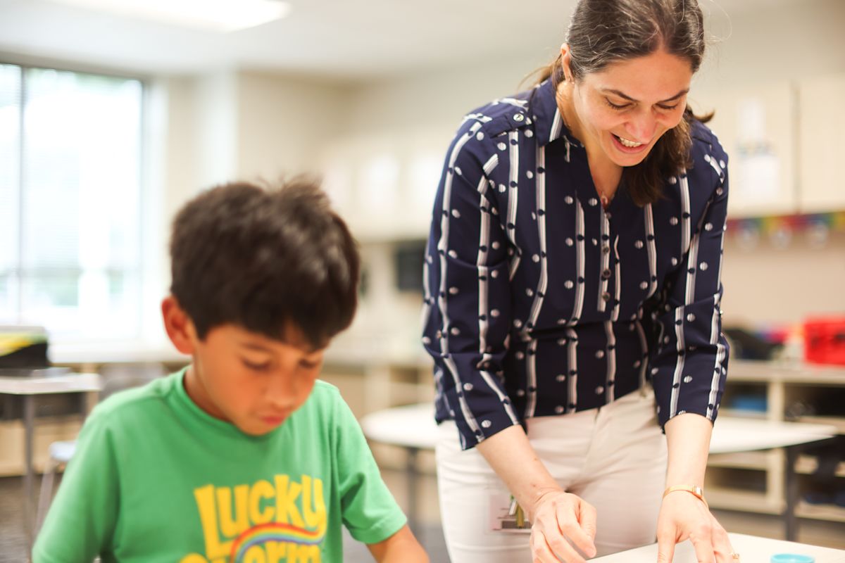 From Helping Hands to Inspiring Minds: Mahsa Ahmadpoor | Featured News