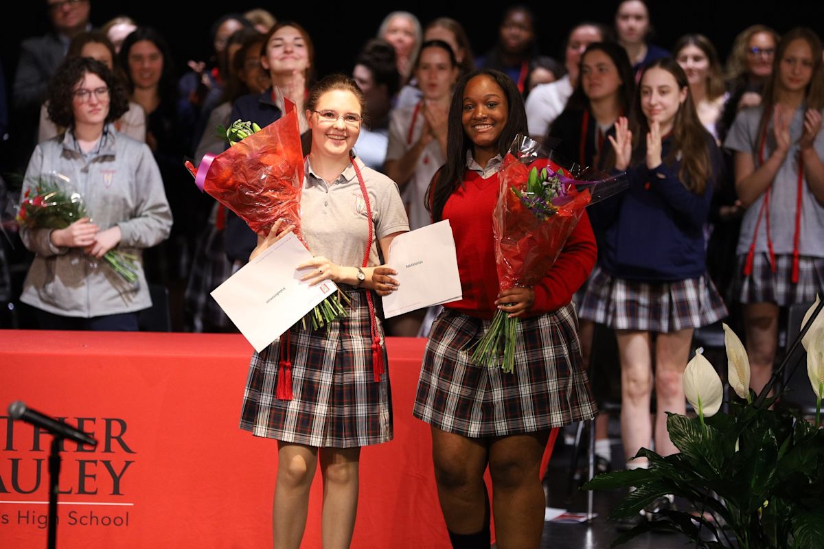 Honors Assembly celebrates student success | School News