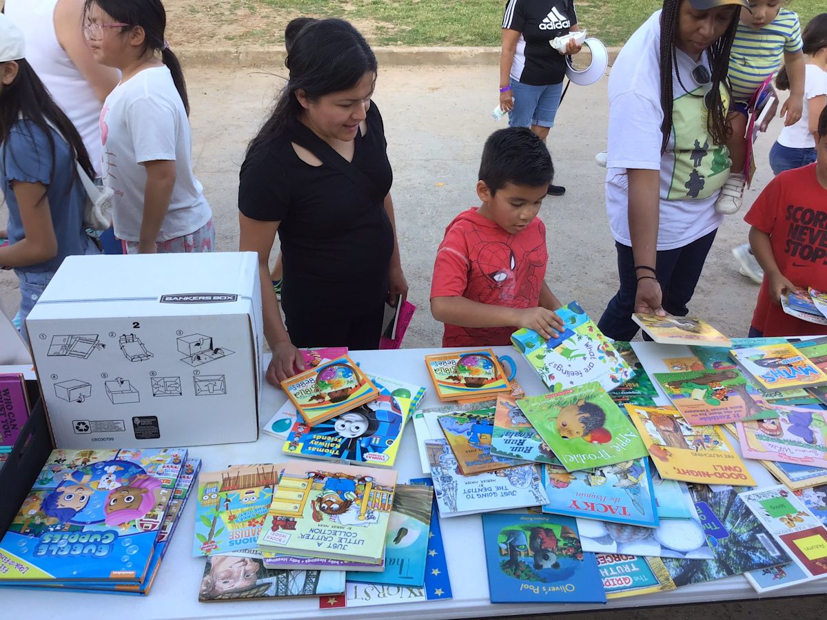 Families Enjoy Summerfest Activities At Boevers Elementary | Campus ...