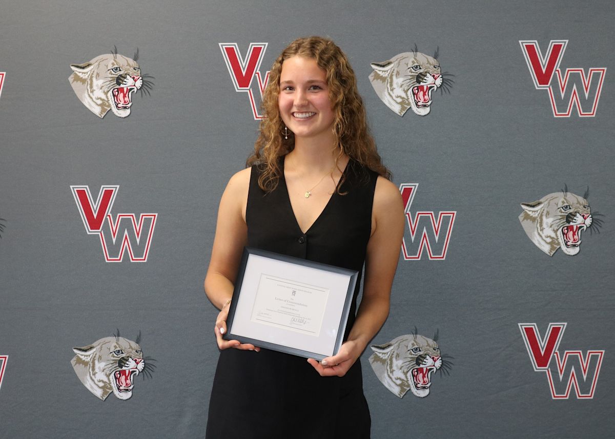 Burenga Recognized by the National Merit Scholarship Corporation | News