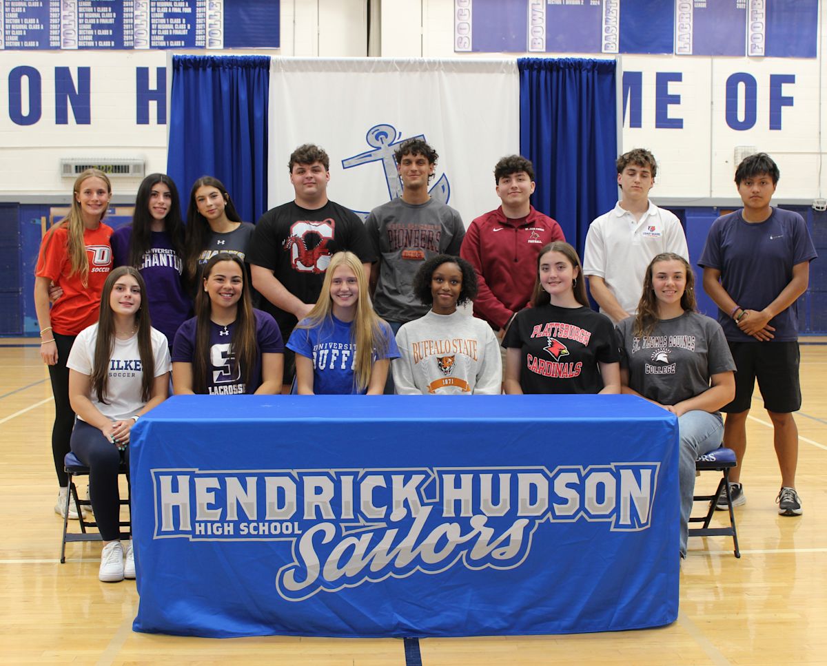 Hen Hud Athletics Salutes 15 College-Bound Student-Athletes | Post Details