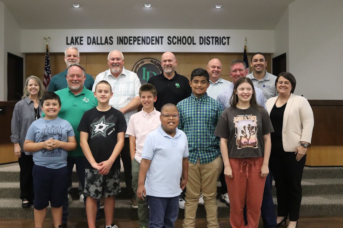 Falcon Friends | Details