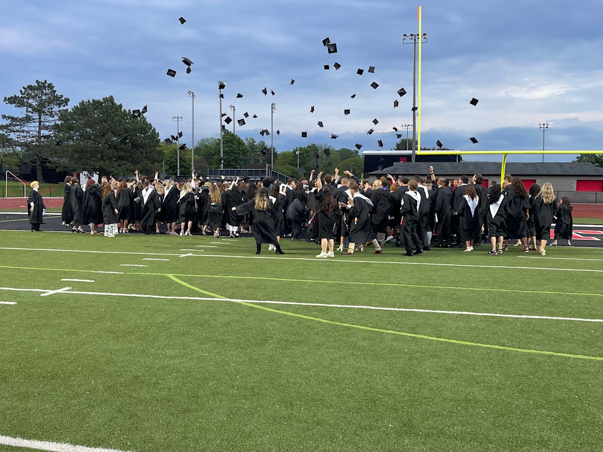 BHS grads encouraged to adapt and help others | Posts Details/Default ...
