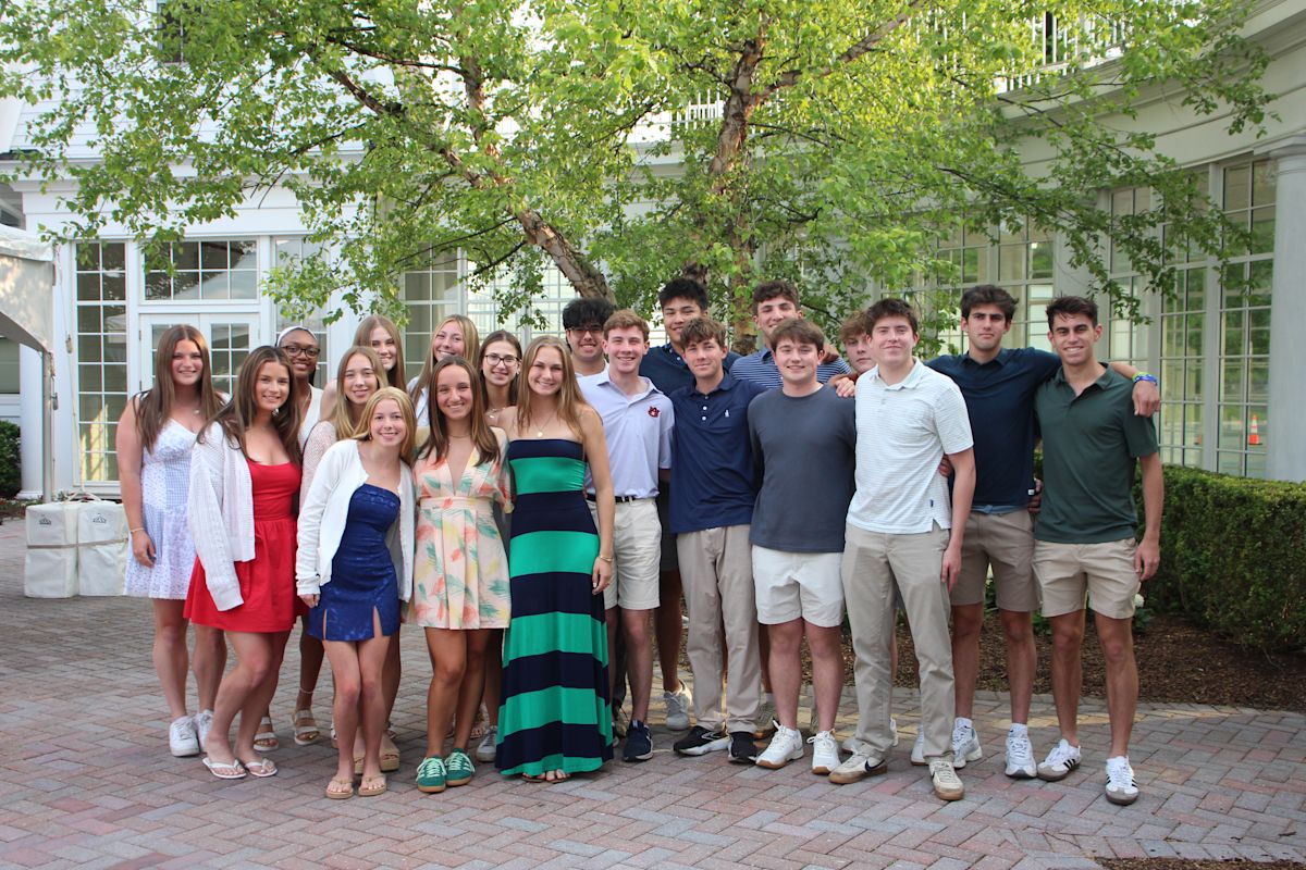 MBS Honors 22 Seniors as 3x4 Athletes | Morristown Beard School News