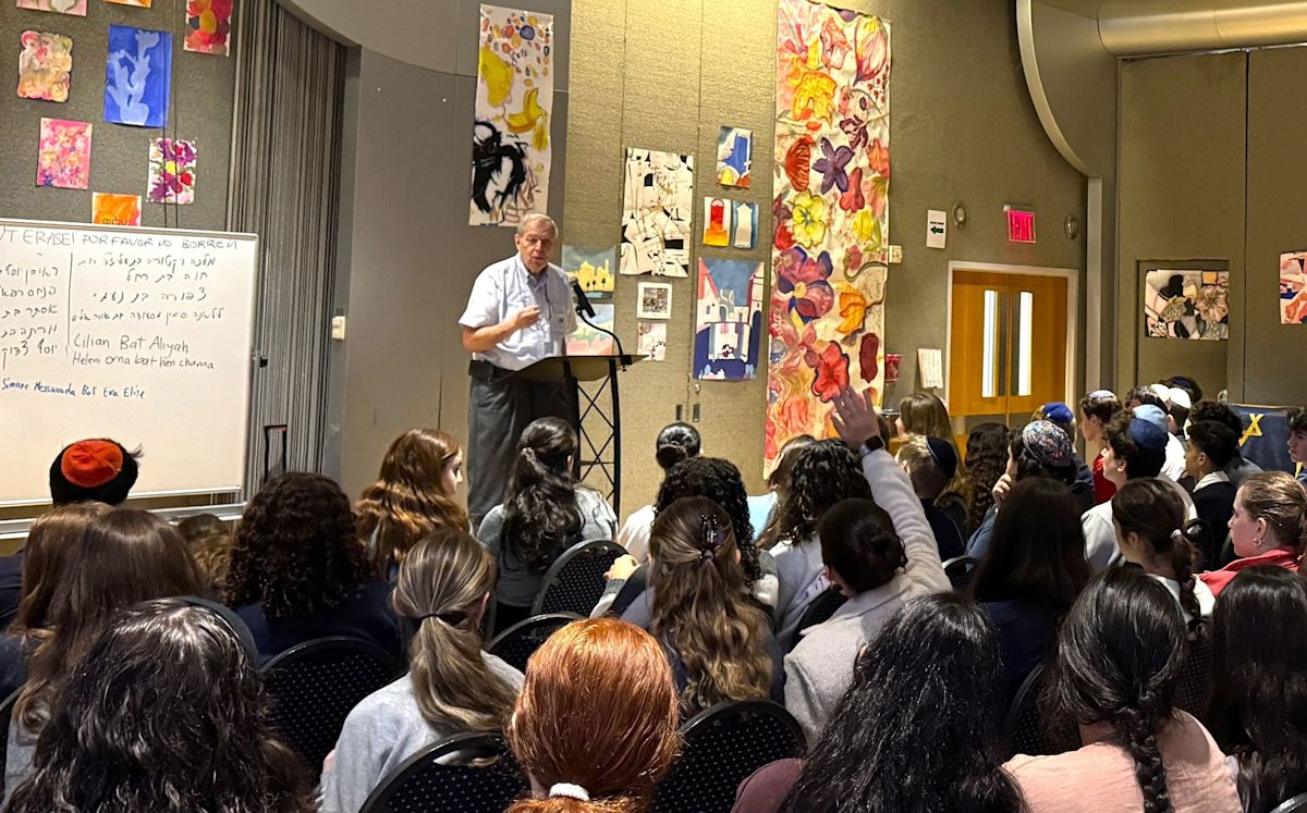 Dr. Kenneth Prager Inspires Students to Reflect on Asher Yatzar and ...