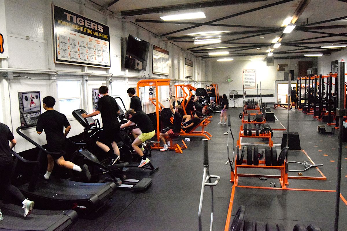 EHS Weight Room Upgraded with New Equipment Thanks to Paul Lauzier ...