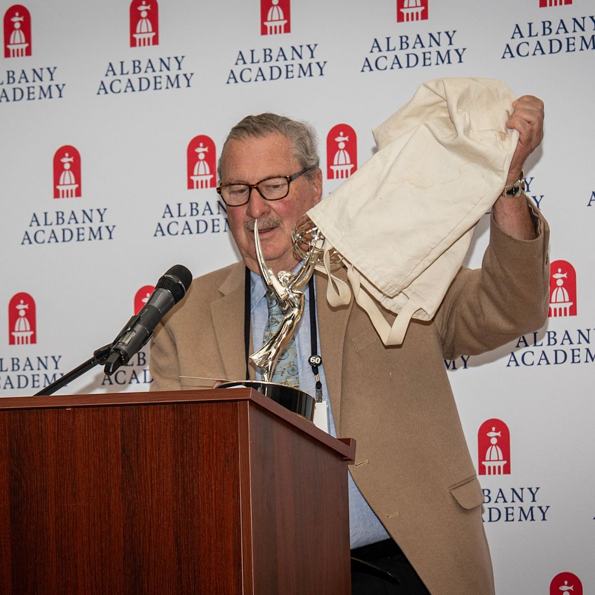 An Emmy Comes Home: Thomas Flynn ’65 Honors His Roots | Posts Details ...