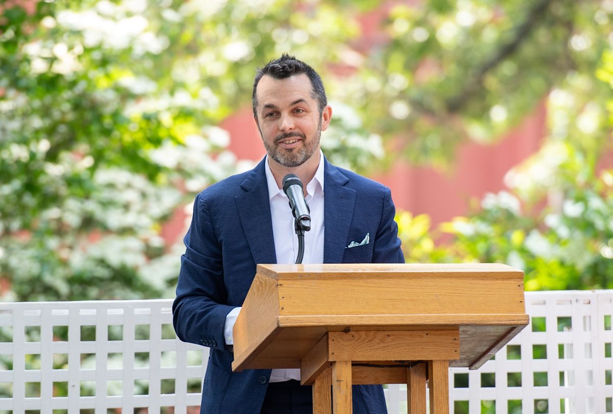 Wistia CEO Chris Savage ’01 Inspires MB Graduates with Timeless Wisdom ...