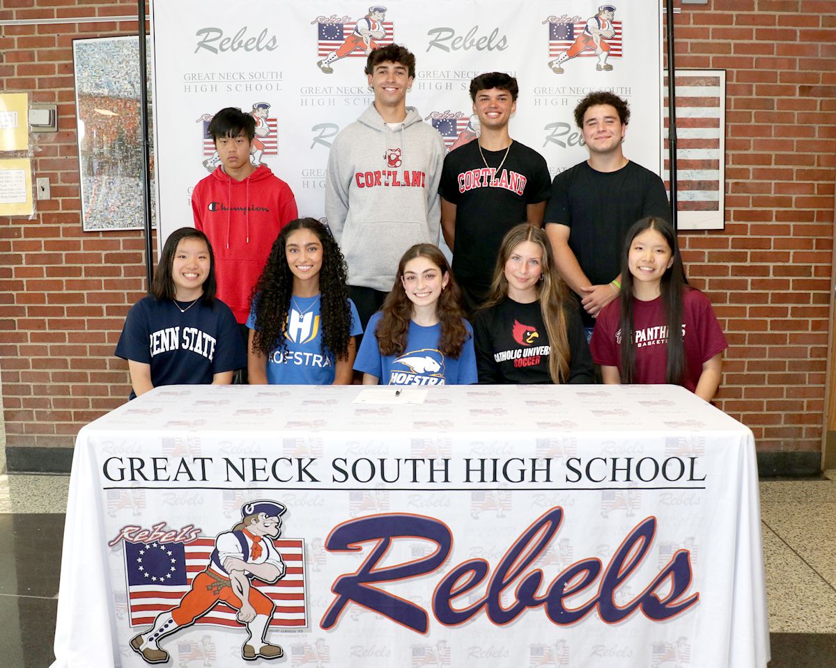 Great Neck Athletes Sign Letters of Intent | Posts Detail - News ...
