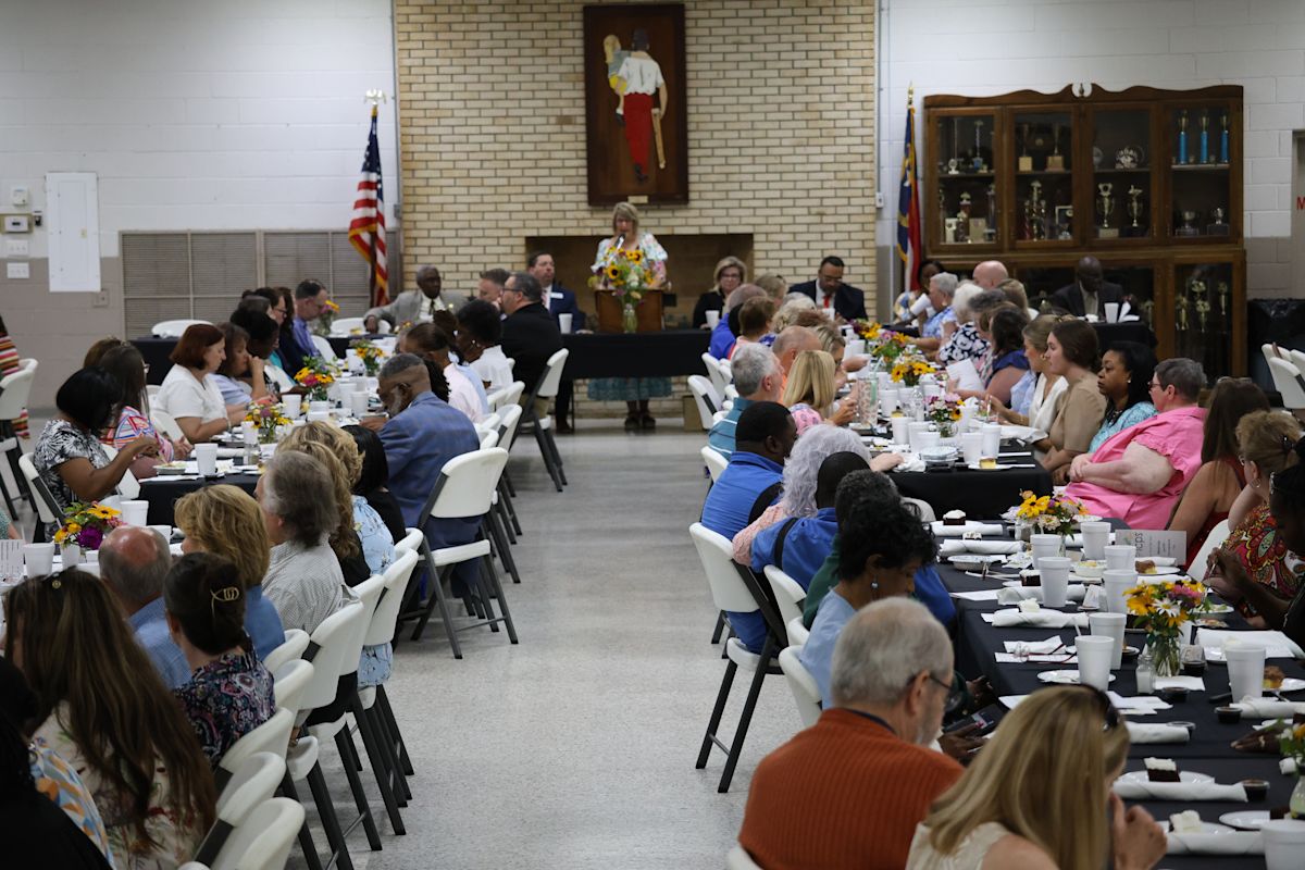 From first-day jitters to 30 years of impact, LCPS celebrates 952 years ...