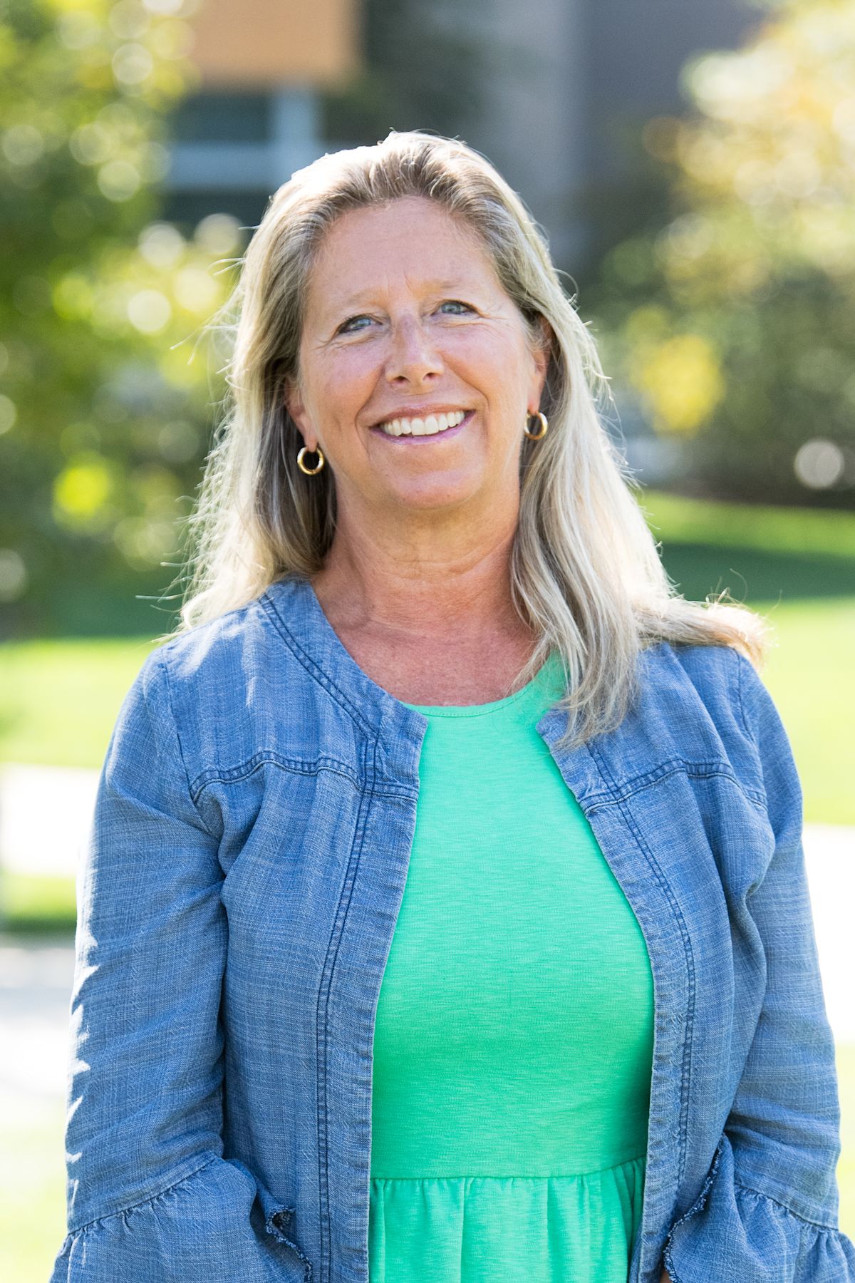 Amy Walling, Associate Director of Admission and Retention; EA Parent ...