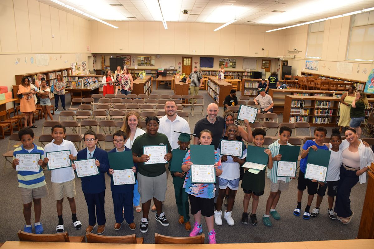 William Floyd Learning Center Fifth Grade Moving-Up Ceremony – June ...