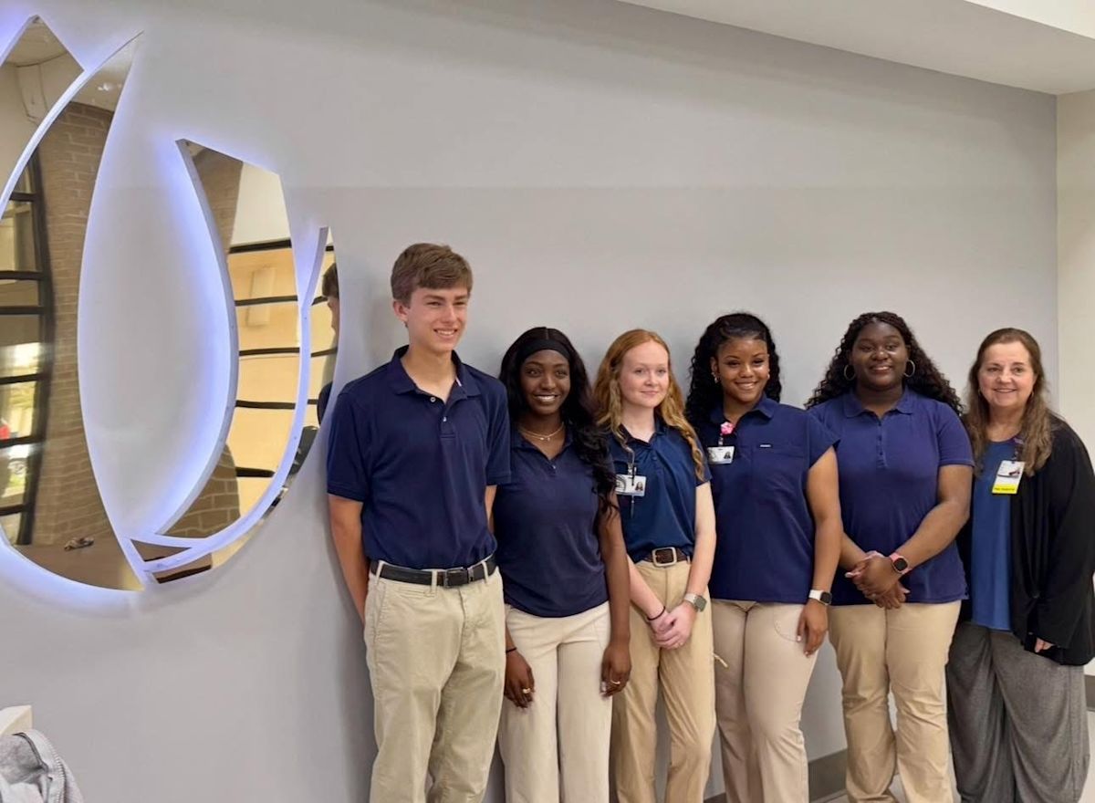 Grenada High Seniors Experience Paid Internship at UMMC-Grenada | News ...