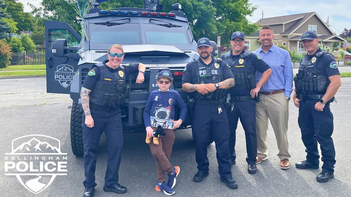 Celebratory school visit from Bellingham Police highlights end of ...