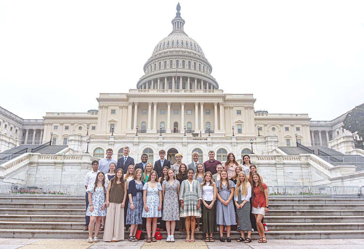 Five District 196 Students Experience Washington, D.C. on Dakota ...