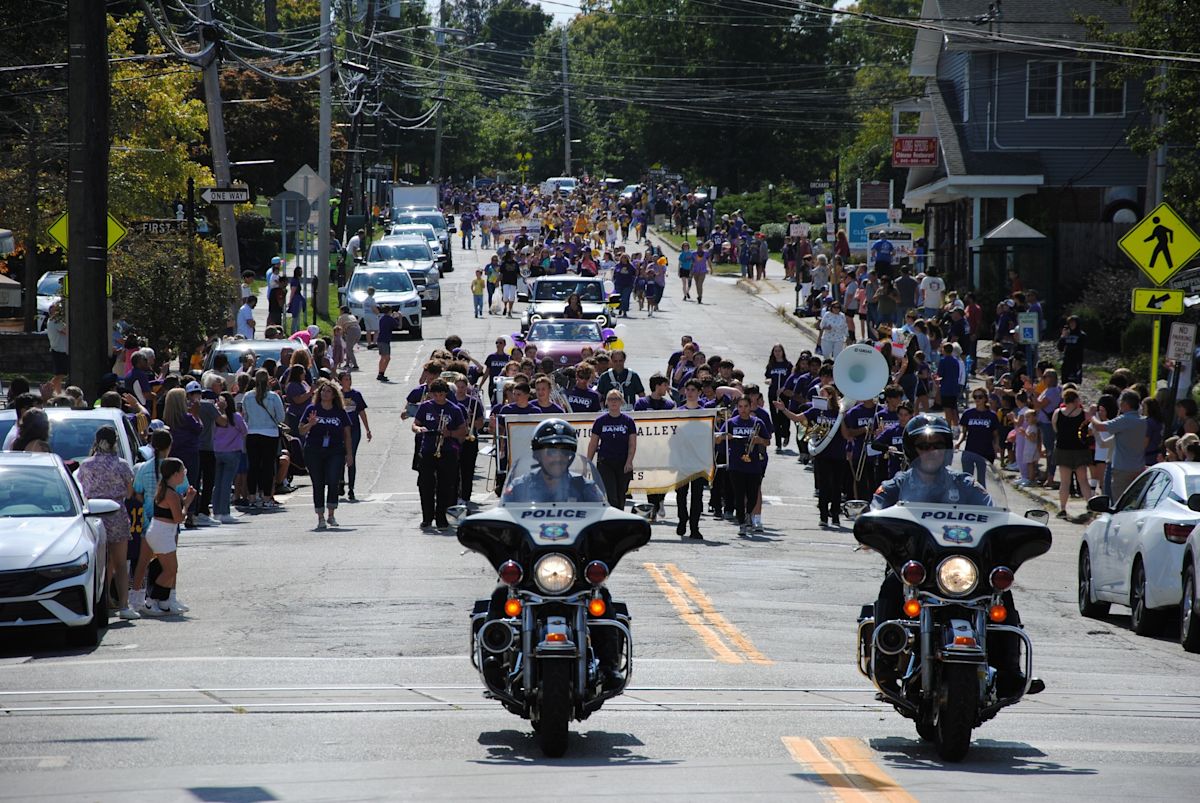 Warwick homecoming, a community-wide, cross-generational celebration | Post Details (DBPP)