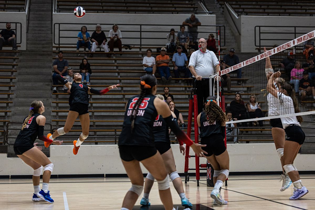 Volleyball Win At Home | Athletics News Details