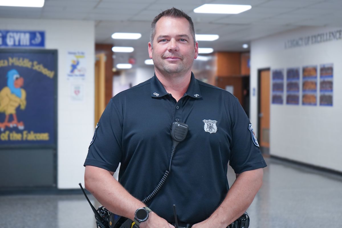 New SRO at FFMS! | District News Details