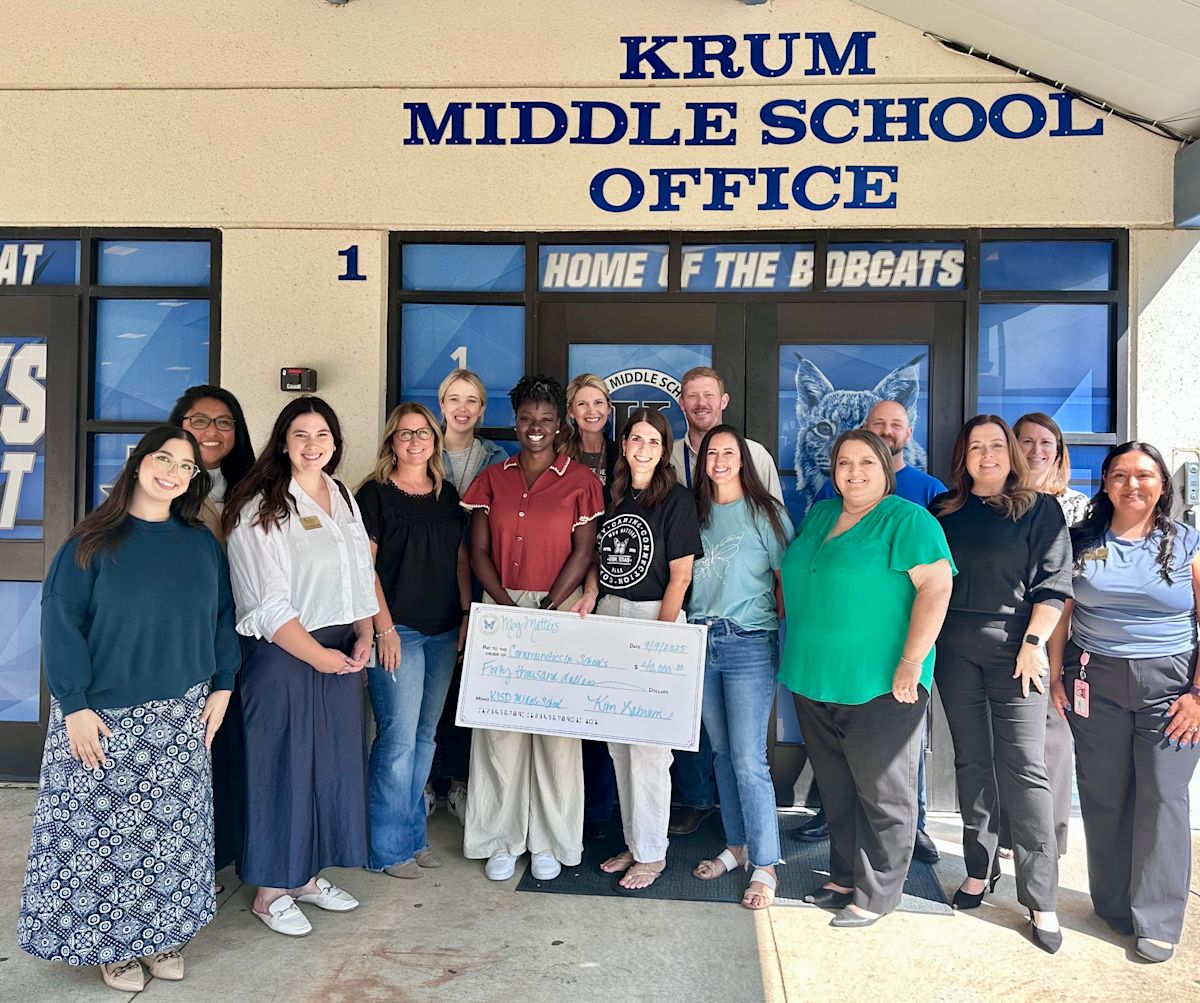 Krum Middle School Welcomes New CISNT Site Coordinator | News Details