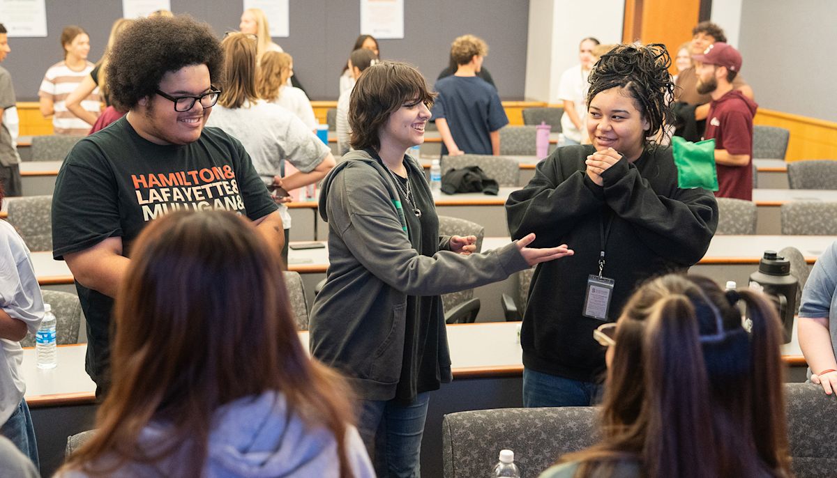 Sherman ISD Introduces New Peer Helpers Program | Homepage News Board ...