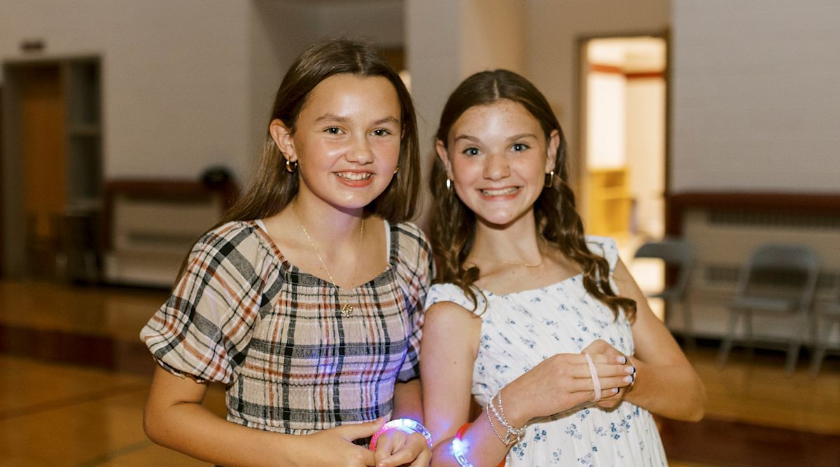 Leo's Club & P2 Welcome Back Dance | News - Clinton CSD