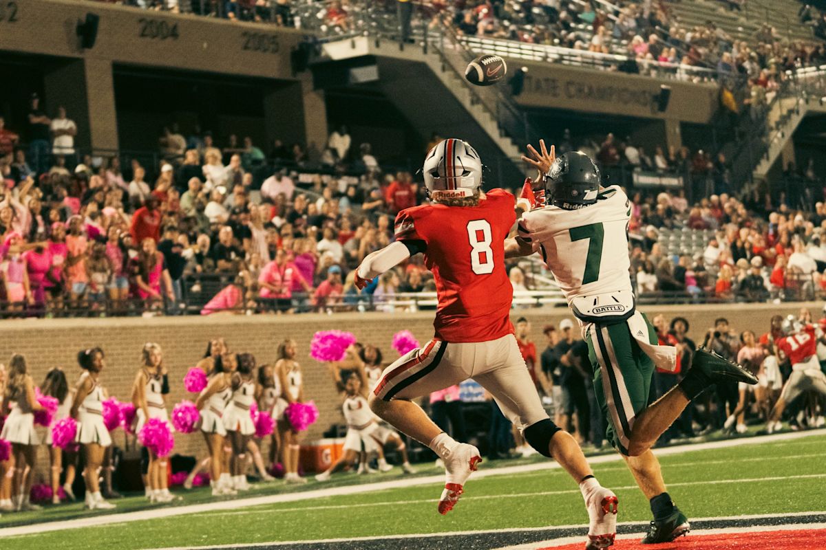 Union Football Beats Edmond Santa Fe 16-6 | Athletics News Details