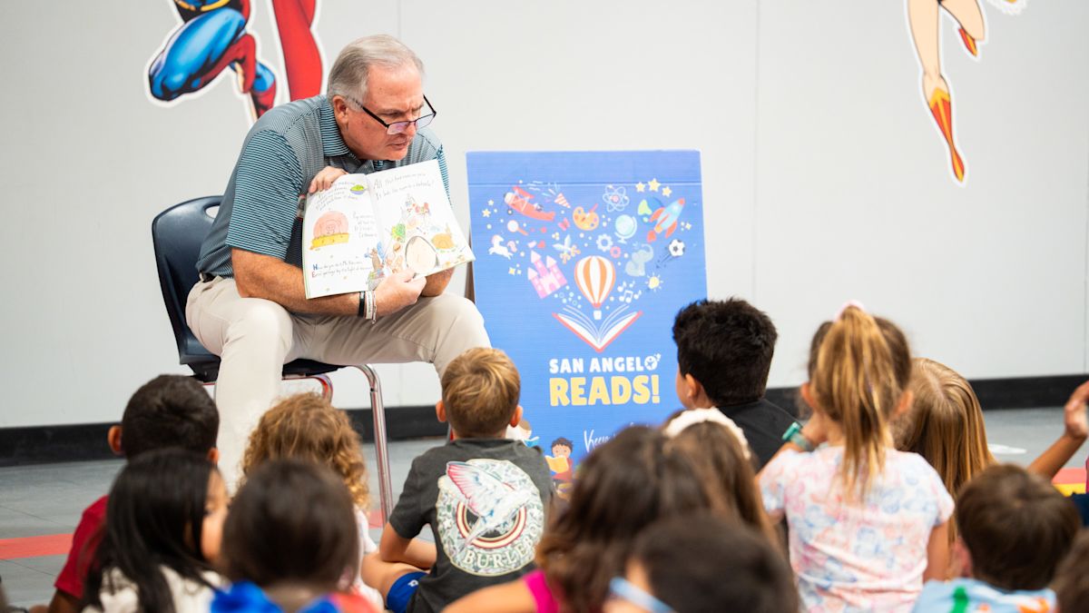 City National Bank and San Angelo READS! Celebrate Kindergarten Book ...