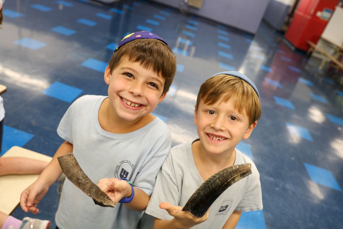 Hands-On Learning: Crafting Kosher Shofars for Rosh Hashanah | Details