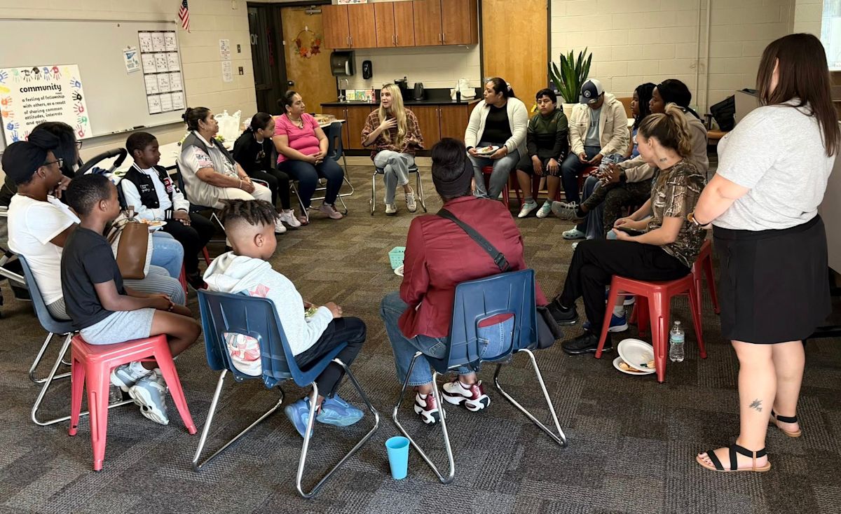 Circle Of Hope At Roy Clark Elementary | Campus Life Details