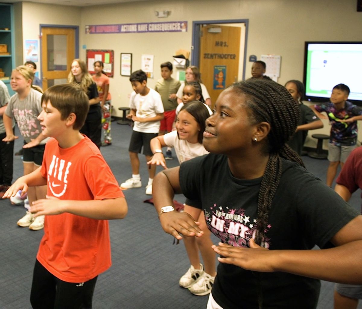 Video Classroom Scenes at Moore Elementary | Campus Life Details