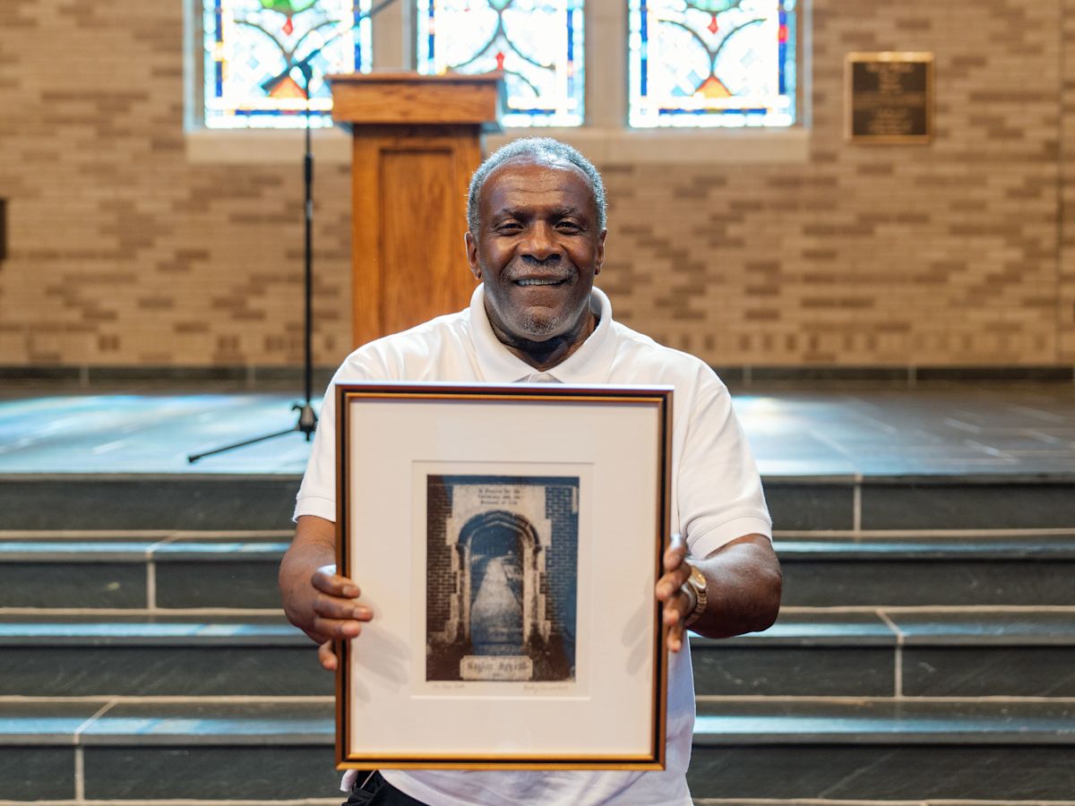 Baylor Faculty and Staff Recognized for Years of Service | News Article