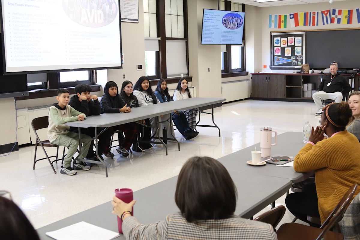 AVID and AVID Excel programs showcased at Highlands Middle School ...