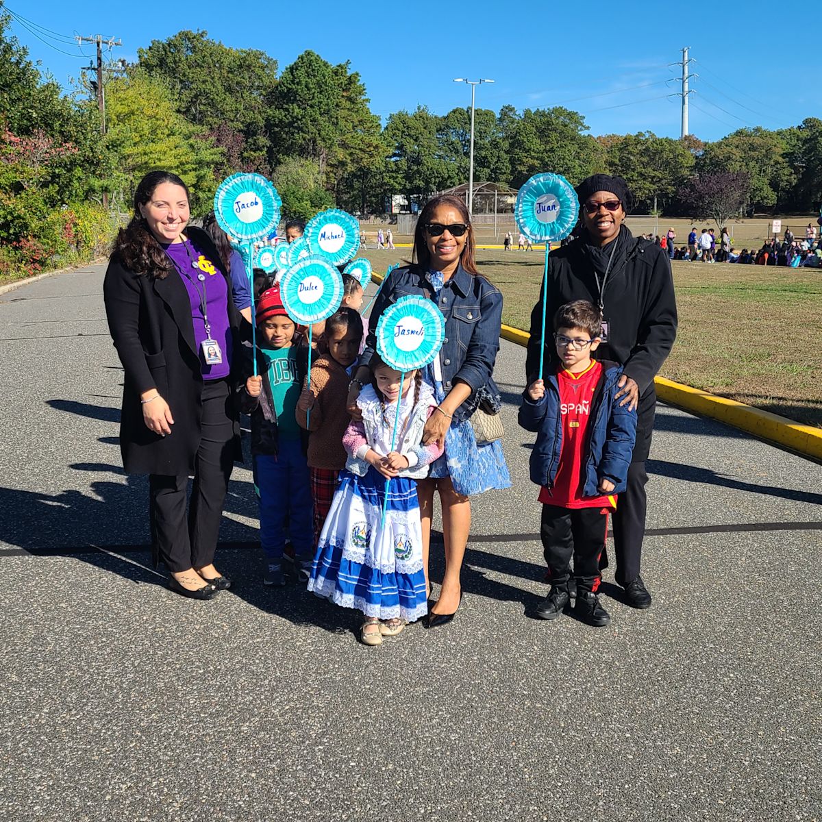 Morrow Celebrates Hispanic Heritage with School-Wide Parade | News Details