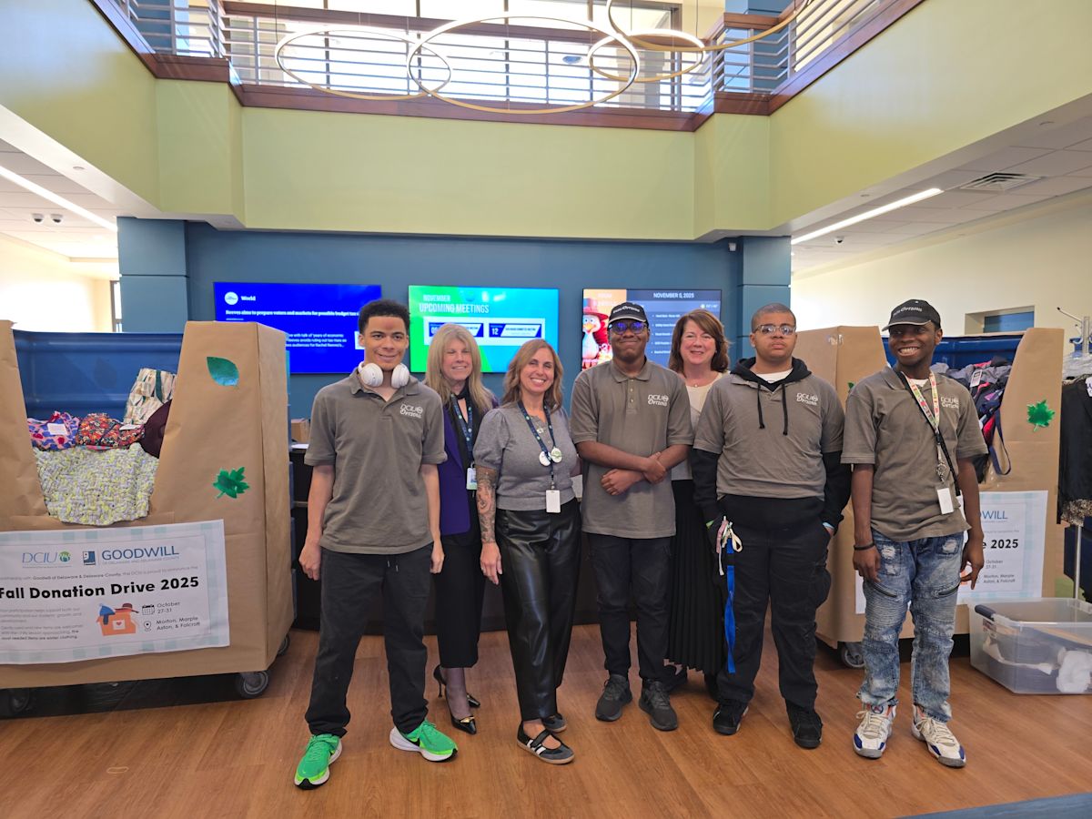 DCIU Community Delivers Thousands of Donations to Goodwill in ...