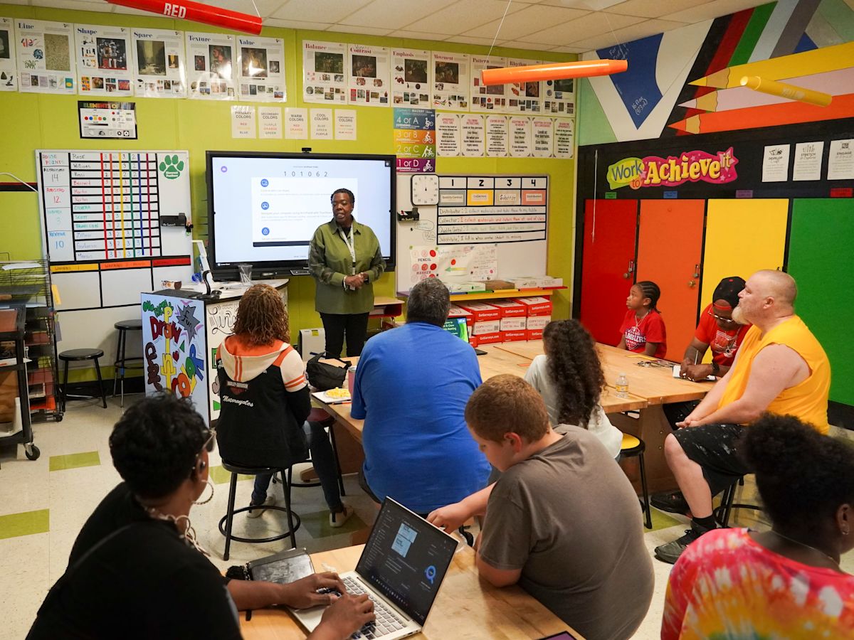Brenda Beasley: Bridging School and Community | News Details